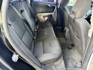 Melns Volvo XC60 2015 Rīga, ar dzinēja tilpumu 2.00 L un nobraukumu 0 tūkst. km par 8450 €, foto 11 vietnē AUTOMOTO.COM.LV