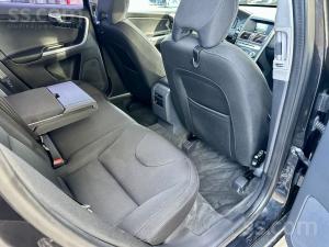 Black Volvo XC60 2015 in Riga, with an engine capacity of 2.00 L and mileage of 0 thousand km for 7990 €, photo 13 on AUTOMOTO.COM.LV