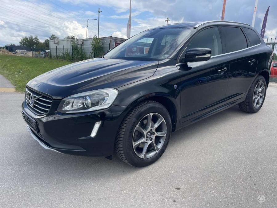 Melns Volvo XC60 2015 Kauņa, ar dzinēja tilpumu 1.97 L un nobraukumu 29 tūkst. km par 11750 €, foto 3 vietnē AUTOMOTO.COM.LV