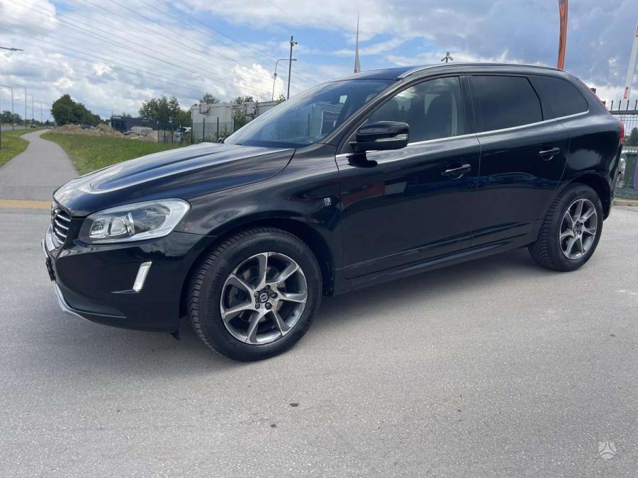 Melns Volvo XC60 2015 Kauņa, ar dzinēja tilpumu 1.97 L un nobraukumu 29 tūkst. km par 11750 €, foto 4 vietnē AUTOMOTO.COM.LV