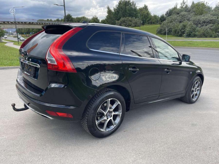Melns Volvo XC60 2015 Kauņa, ar dzinēja tilpumu 1.97 L un nobraukumu 29 tūkst. km par 11750 €, foto 11 vietnē AUTOMOTO.COM.LV