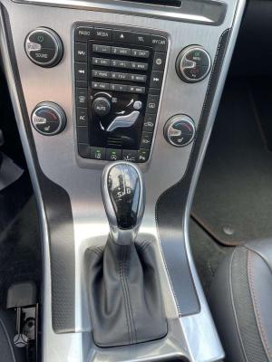 Melns Volvo XC60 2015 Kauņa, ar dzinēja tilpumu 1.97 L un nobraukumu 29 tūkst. km par 11750 €, foto 23 vietnē AUTOMOTO.COM.LV