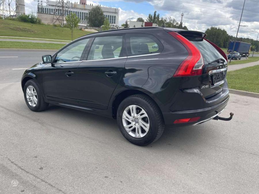 Melns Volvo XC60 2015 Kauņa, ar dzinēja tilpumu 1.97 L un nobraukumu 187 tūkst. km par 10750 €, foto 15 vietnē AUTOMOTO.COM.LV