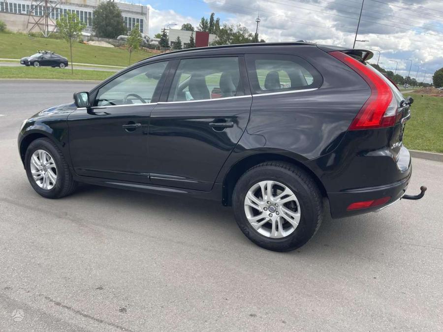 Melns Volvo XC60 2015 Kauņa, ar dzinēja tilpumu 1.97 L un nobraukumu 187 tūkst. km par 10750 €, foto 16 vietnē AUTOMOTO.COM.LV
