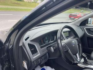 Melns Volvo XC60 2015 Kauņa, ar dzinēja tilpumu 1.97 L un nobraukumu 187 tūkst. km par 10750 €, foto 19 vietnē AUTOMOTO.COM.LV