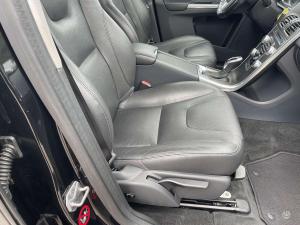 Melns Volvo XC60 2015 Kauņa, ar dzinēja tilpumu 1.97 L un nobraukumu 187 tūkst. km par 10750 €, foto 29 vietnē AUTOMOTO.COM.LV