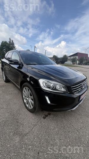 Melns Volvo XC60 2015 Ogre, ar dzinēja tilpumu 2.40 L un nobraukumu 229 tūkst. km par 13600 €, foto 4 vietnē AUTOMOTO.COM.LV