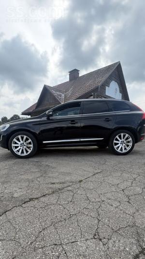 Melns Volvo XC60 2015 Ogre, ar dzinēja tilpumu 2.40 L un nobraukumu 229 tūkst. km par 13600 €, foto 5 vietnē AUTOMOTO.COM.LV