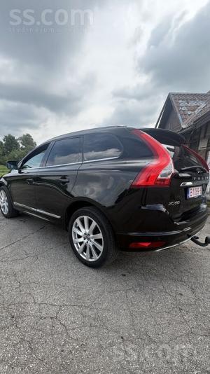Melns Volvo XC60 2015 Ogre, ar dzinēja tilpumu 2.40 L un nobraukumu 229 tūkst. km par 13600 €, foto 7 vietnē AUTOMOTO.COM.LV