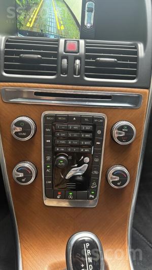 Melns Volvo XC60 2015 Ogre, ar dzinēja tilpumu 2.40 L un nobraukumu 229 tūkst. km par 13600 €, foto 17 vietnē AUTOMOTO.COM.LV