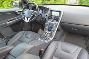 Melns Volvo XC60 2015 Viļņa, ar dzinēja tilpumu 2.00 L un nobraukumu 106 tūkst. km par 14550 €, foto 8 vietnē AUTOMOTO.COM.LV