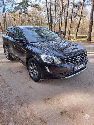 Black Volvo XC60 2015 in Ukmerge, with an engine capacity of 1.97 L and mileage of 310 thousand km for 8500 €, photo 5 on AUTOMOTO.COM.LV
