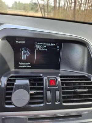 Black Volvo XC60 2015 in Ukmerge, with an engine capacity of 1.97 L and mileage of 310 thousand km for 8500 €, photo 18 on AUTOMOTO.COM.LV