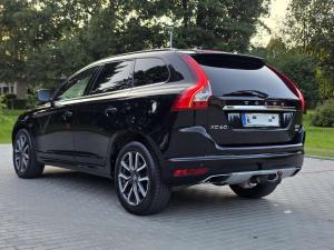 Black Volvo XC60 2015 in Kretinga, with an engine capacity of 2.40 L and mileage of 242 thousand km for 12200 €, photo 5 on AUTOMOTO.COM.LV