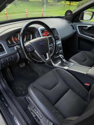 Black Volvo XC60 2015 in Kretinga, with an engine capacity of 2.40 L and mileage of 242 thousand km for 12200 €, photo 22 on AUTOMOTO.COM.LV