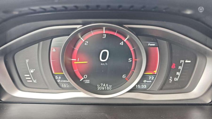 Черный Вольво ХС60 2015 в Плунге, объемом двигателя 1.97 л и пробегом 209 тыс. км за 10500 €, фото 9 на AUTOMOTO.COM.LV