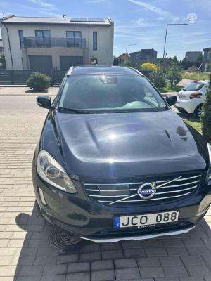 Black Volvo XC60 2015 in Kaunas, with an engine capacity of 2.40 L and mileage of 333 thousand km for 10000 €, photo 4 on AUTOMOTO.COM.LV