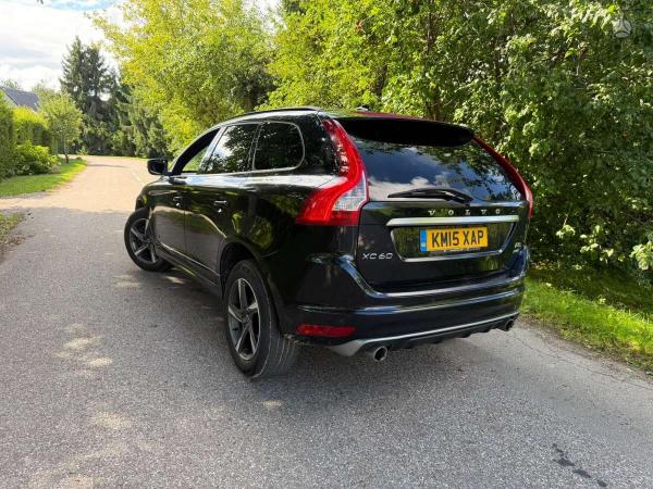 Volvo XC60 2015 in Gargzdai on AUTOMOTO.COM.LV Black Volvo XC60 2015 in Gargzdai, with an engine capacity of 2.40 L and mileage of 250 thousand km for 4899 β¬, photo 6 on AUTOMOTO.COM.LV