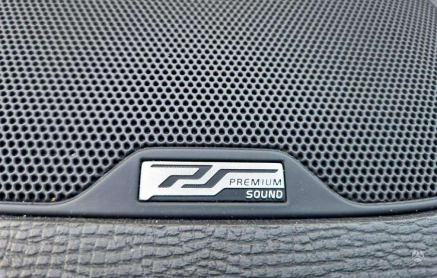 Black Volvo XC60 2015 in Siauliai, with an engine capacity of 3.00 L and mileage of 250 thousand km for 14300 €, photo 24 on AUTOMOTO.COM.LV