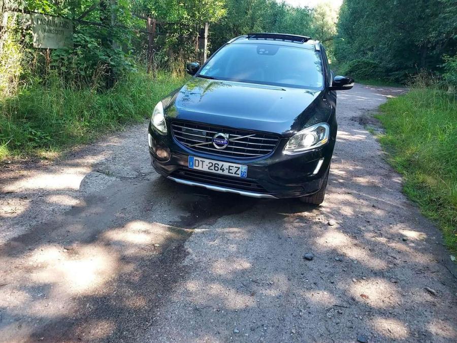 Черный Вольво ХС60 2015 в Каунас, объемом двигателя 2.40 л и пробегом 164 тыс. км за 13450 €, фото 5 на AUTOMOTO.COM.LV