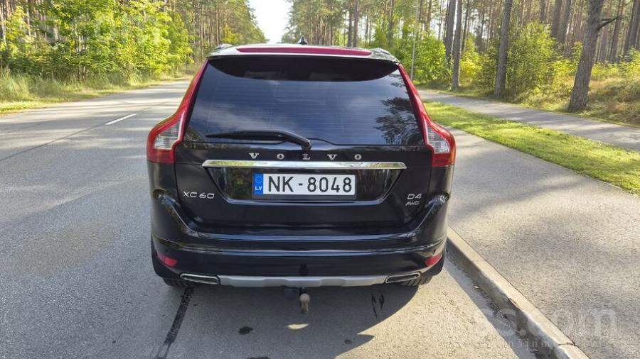 Melns Volvo XC60 2015 Rīga, ar dzinēja tilpumu 2.40 L un nobraukumu 336 tūkst. km par 8690 €, foto 6 vietnē AUTOMOTO.COM.LV