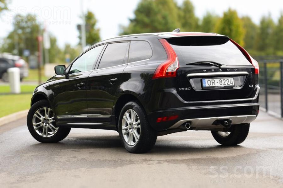 Melns Volvo XC60 2015 Jelgava, ar dzinēja tilpumu 2.00 L un nobraukumu 0 tūkst. km par 12990 €, foto 7 vietnē AUTOMOTO.COM.LV