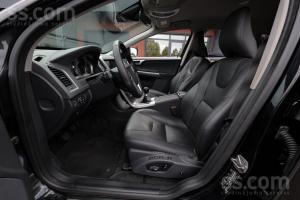 Melns Volvo XC60 2015 Jelgava, ar dzinēja tilpumu 2.00 L un nobraukumu 0 tūkst. km par 12990 €, foto 8 vietnē AUTOMOTO.COM.LV