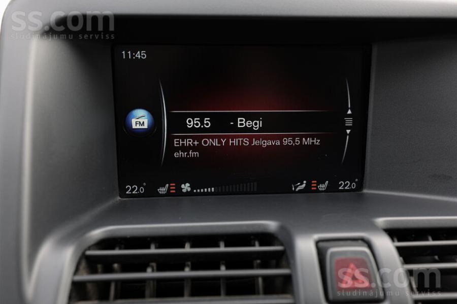 Melns Volvo XC60 2015 Jelgava, ar dzinēja tilpumu 2.00 L un nobraukumu 0 tūkst. km par 12990 €, foto 15 vietnē AUTOMOTO.COM.LV
