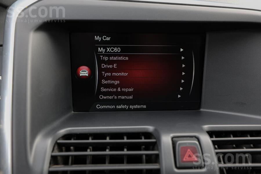 Melns Volvo XC60 2015 Jelgava, ar dzinēja tilpumu 2.00 L un nobraukumu 0 tūkst. km par 12990 €, foto 17 vietnē AUTOMOTO.COM.LV