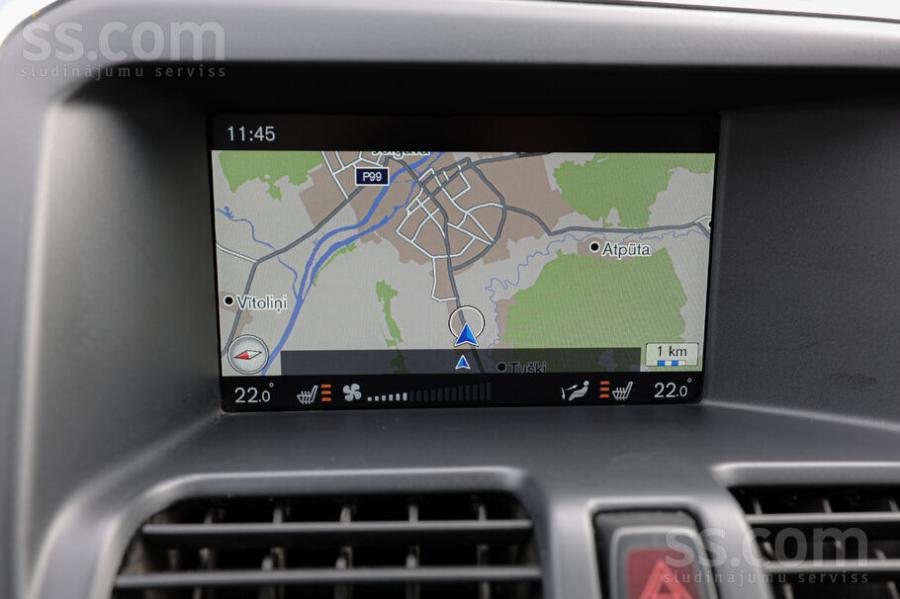 Melns Volvo XC60 2015 Jelgava, ar dzinēja tilpumu 2.00 L un nobraukumu 0 tūkst. km par 12990 €, foto 18 vietnē AUTOMOTO.COM.LV