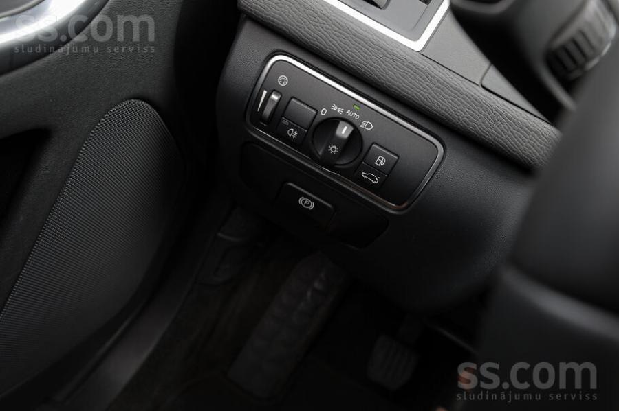 Melns Volvo XC60 2015 Jelgava, ar dzinēja tilpumu 2.00 L un nobraukumu 0 tūkst. km par 12990 €, foto 24 vietnē AUTOMOTO.COM.LV
