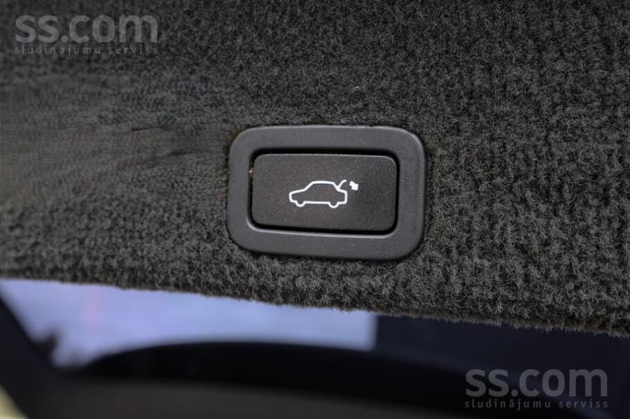 Melns Volvo XC60 2015 Jelgava, ar dzinēja tilpumu 2.00 L un nobraukumu 0 tūkst. km par 12990 €, foto 28 vietnē AUTOMOTO.COM.LV