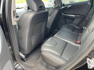 Melns Volvo XC60 2015 Kauņa, ar dzinēja tilpumu 1.97 L un nobraukumu 287 tūkst. km par 10950 €, foto 27 vietnē AUTOMOTO.COM.LV