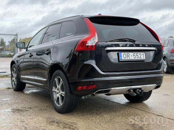 Volvo XC60 2015 Rīga vietnē Melns Volvo XC60 2015 Rīga, ar dzinēja tilpumu 2.00 L un nobraukumu 199 tūkst. km par 13490 €, foto 5 vietnē AUTOMOTO.COM.LV