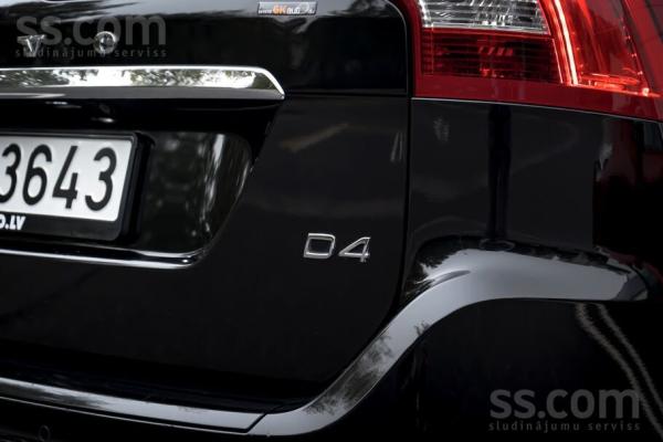 Volvo XC60 2015 in Riga on AUTOMOTO.COM.LV Black Volvo XC60 2015 in Riga, with an engine capacity of 2.00 L and mileage of 227 thousand km for 10950 ā¬, photo 9 on AUTOMOTO.COM.LV