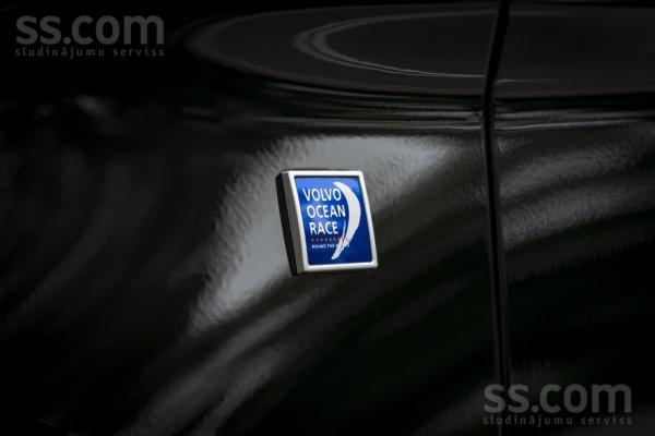 Volvo XC60 2015 in Riga on AUTOMOTO.COM.LV Black Volvo XC60 2015 in Riga, with an engine capacity of 2.00 L and mileage of 227 thousand km for 10950 ā¬, photo 11 on AUTOMOTO.COM.LV