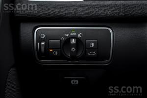 Melns Volvo XC60 2015 Rīga, ar dzinēja tilpumu 2.00 L un nobraukumu 227 tūkst. km par 10950 €, foto 30 vietnē AUTOMOTO.COM.LV