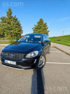 Melns Volvo XC60 2015 Daugavpils, ar dzinēja tilpumu 2.00 L un nobraukumu 170 tūkst. km par 14500 €, foto 1 vietnē AUTOMOTO.COM.LV