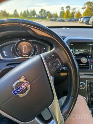 Melns Volvo XC60 2015 Daugavpils, ar dzinēja tilpumu 2.00 L un nobraukumu 170 tūkst. km par 14500 €, foto 15 vietnē AUTOMOTO.COM.LV