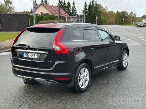 Melns Volvo XC60 2015 Rīga, ar dzinēja tilpumu 2.00 L un nobraukumu 286 tūkst. km par 9500 €, foto 12 vietnē AUTOMOTO.COM.LV