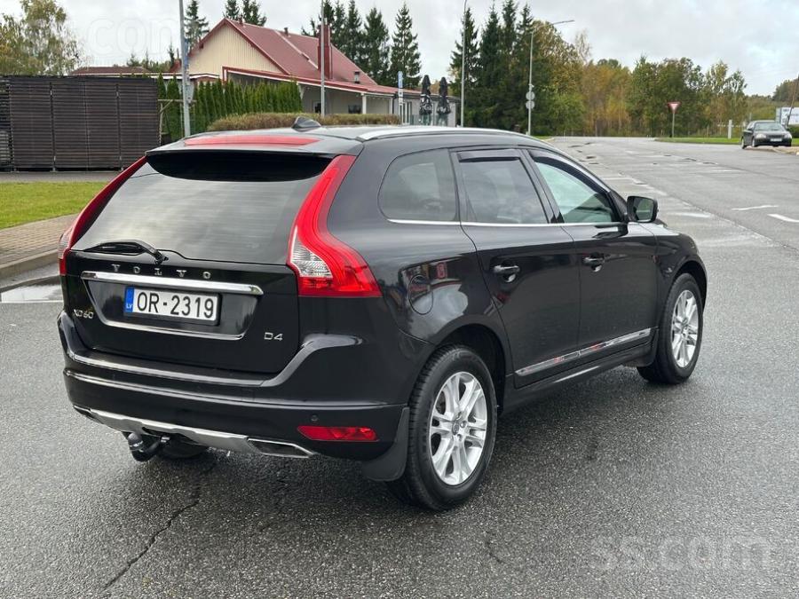 Melns Volvo XC60 2015 Rīga, ar dzinēja tilpumu 2.00 L un nobraukumu 286 tūkst. km par 9500 €, foto 12 vietnē AUTOMOTO.COM.LV