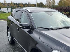 Melns Volvo XC60 2015 Rīga, ar dzinēja tilpumu 2.00 L un nobraukumu 286 tūkst. km par 9500 €, foto 14 vietnē AUTOMOTO.COM.LV