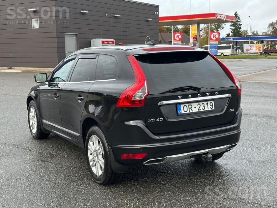 Melns Volvo XC60 2015 Rīga, ar dzinēja tilpumu 2.00 L un nobraukumu 286 tūkst. km par 9500 €, foto 15 vietnē AUTOMOTO.COM.LV