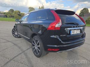 Melns Volvo XC60 2015 Rēzekne, ar dzinēja tilpumu 2.40 L un nobraukumu 132 tūkst. km par 16990 €, foto 4 vietnē AUTOMOTO.COM.LV