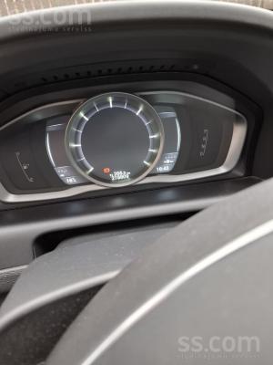 Melns Volvo XC60 2015 Rīga, ar dzinēja tilpumu 2.00 L un nobraukumu 219 tūkst. km par 12700 €, foto 4 vietnē AUTOMOTO.COM.LV