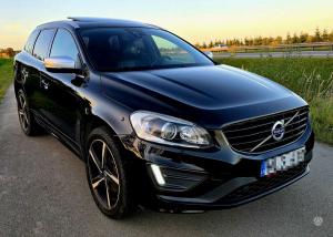 Black Volvo XC60 2015 in Siauliai, with an engine capacity of 1.98 L and mileage of 295 thousand km for 8950 €, photo 3 on AUTOMOTO.COM.LV