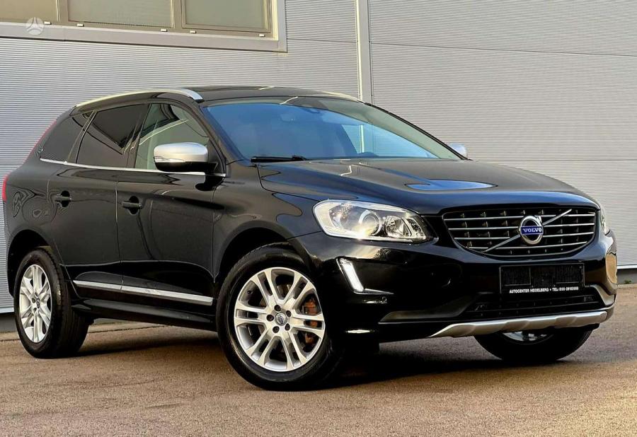 Black Volvo XC60 2015 in Utena, with an engine capacity of 2.40 L and mileage of 250 thousand km for 13750 €, photo 39 on AUTOMOTO.COM.LV