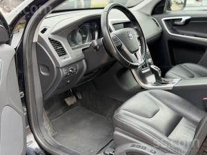 Melns Volvo XC60 2015 Rīga, ar dzinēja tilpumu 2.40 L un nobraukumu 152 tūkst. km par 15990 €, foto 6 vietnē AUTOMOTO.COM.LV