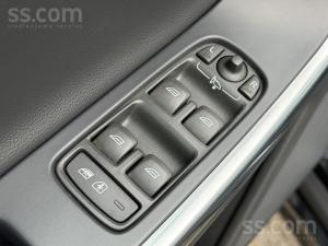 Melns Volvo XC60 2015 Rīga, ar dzinēja tilpumu 2.40 L un nobraukumu 152 tūkst. km par 15990 €, foto 7 vietnē AUTOMOTO.COM.LV
