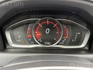 Melns Volvo XC60 2015 Rīga, ar dzinēja tilpumu 2.40 L un nobraukumu 152 tūkst. km par 15990 €, foto 13 vietnē AUTOMOTO.COM.LV